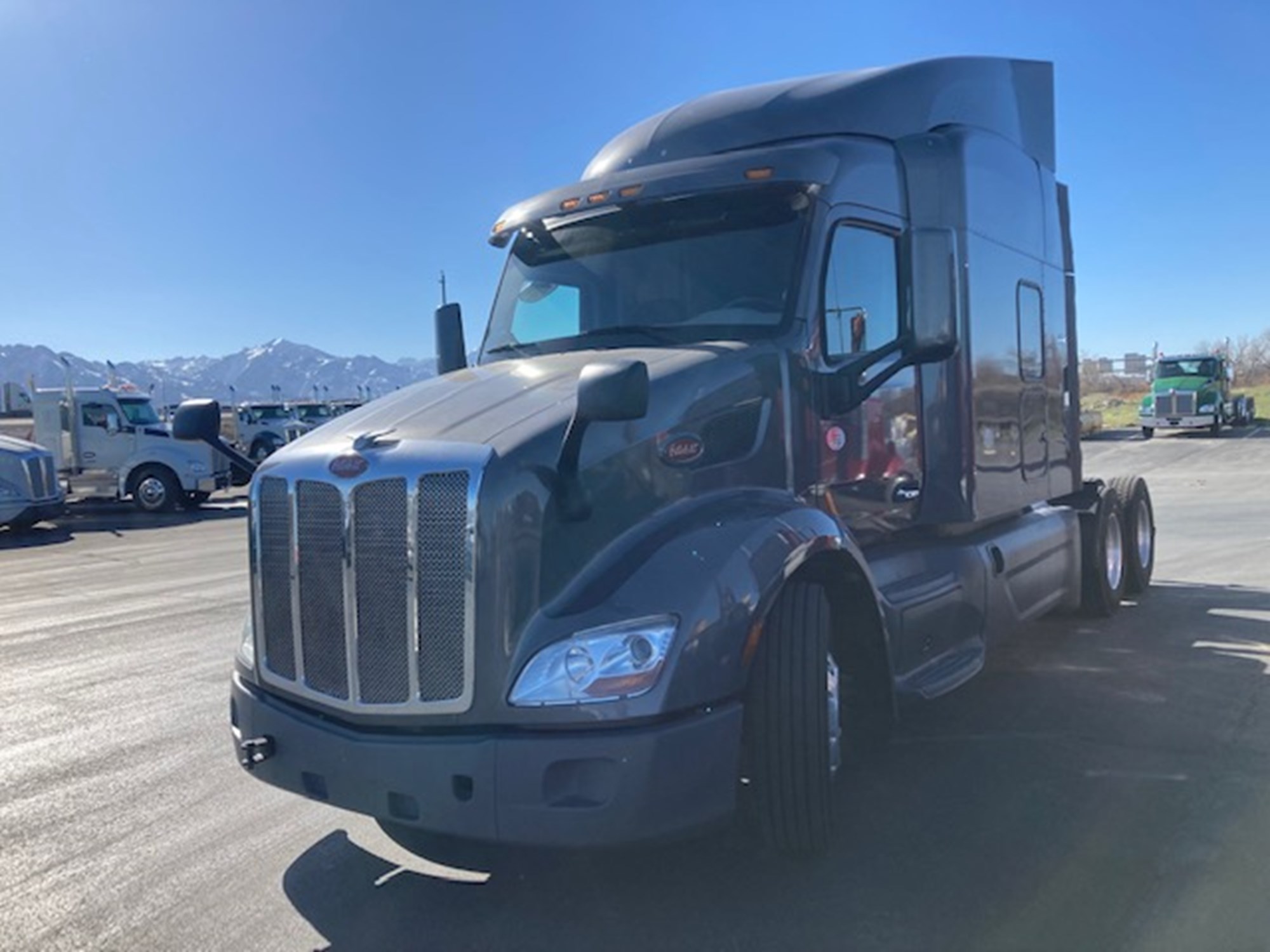 2017 Peterbilt 579 - kenworth sales co