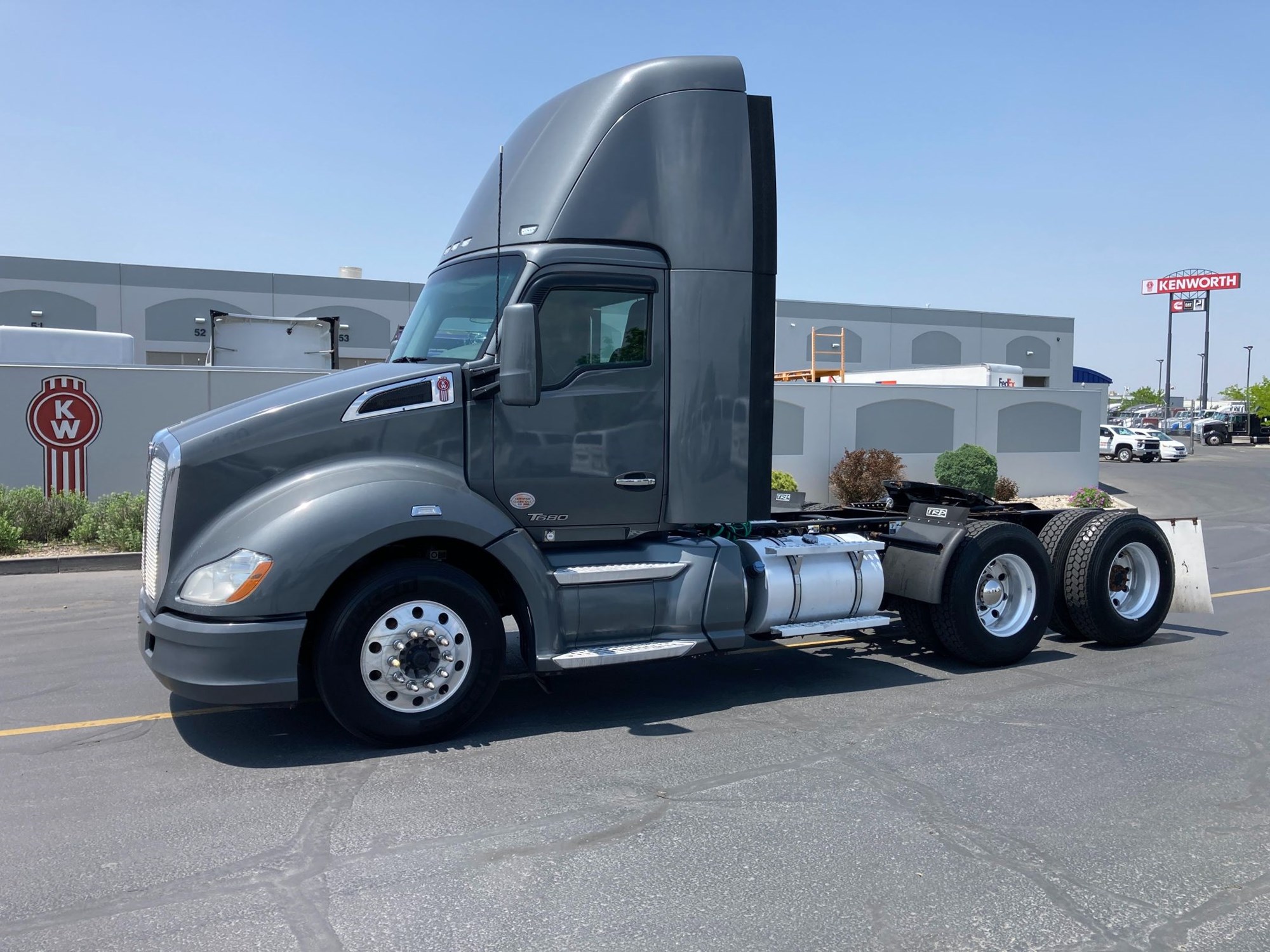2017 Peterbilt 579 - 432614UT - kenworth sales co