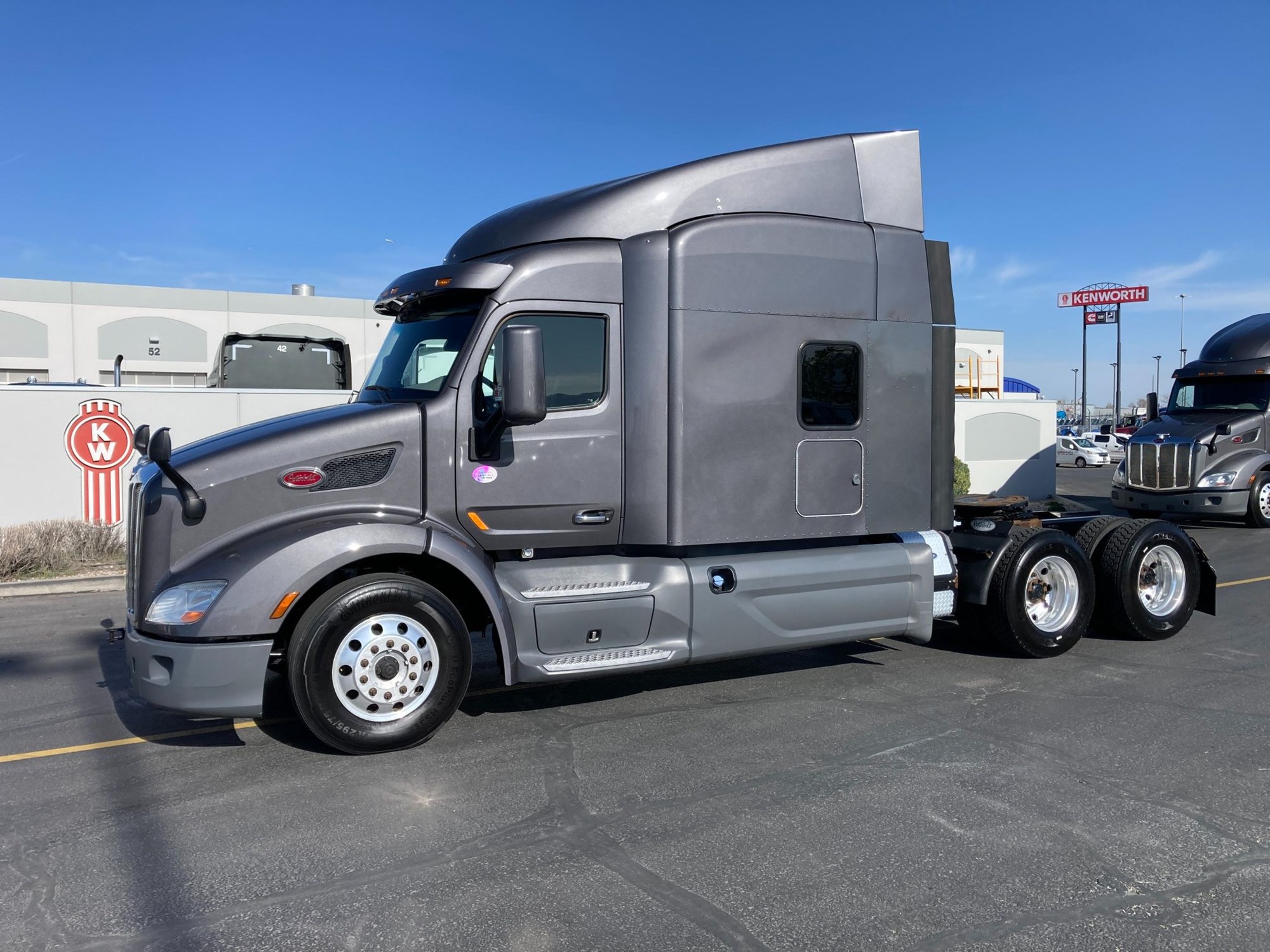 2017 Peterbilt 579 - 432614UT - kenworth sales co